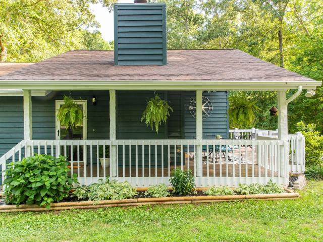 1185 Whippoorwill Dr