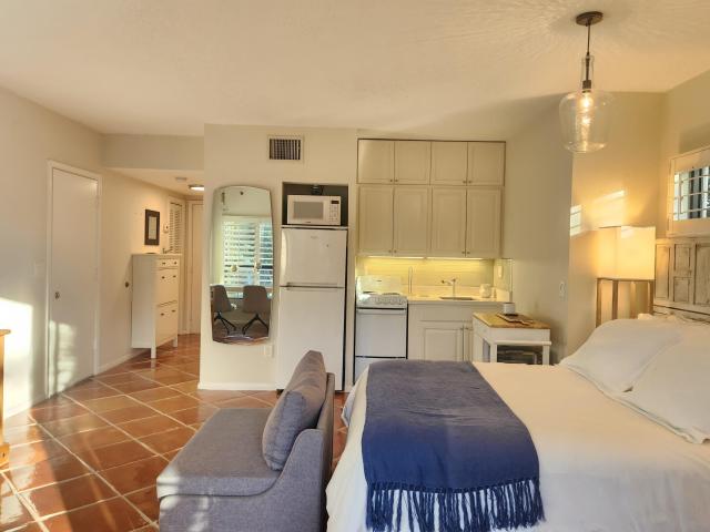 11863 Wimbledon Cir, Unit 416, Wellington, FL 33414 | MLS #R11131