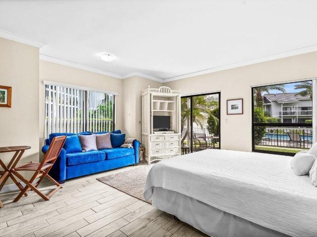 11863 Wimbledon Circle, 432, Wellington, FL