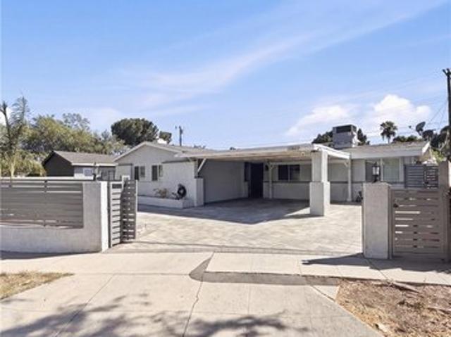 11863 Phillippi Ave, Pacoima, CA 91331