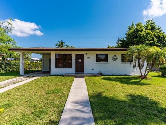 11861 187th Ter SW, Miami, FL 33177