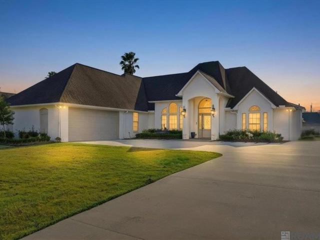 11867 Homeport Dr, Maurepas, LA 70449