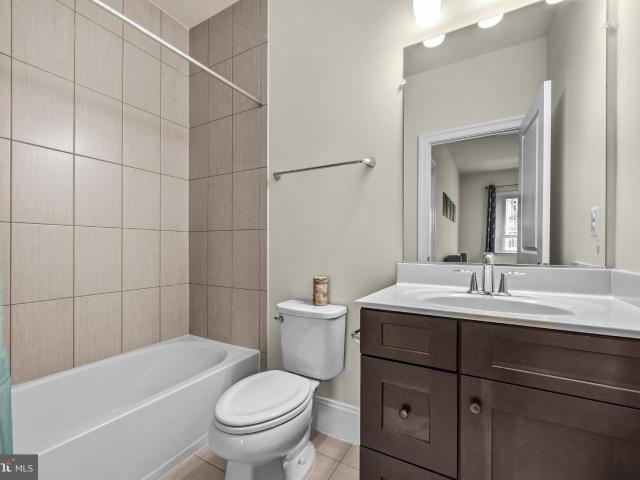 11865 Boscobel Ct, Herndon, VA 20170 | MLS #VAFX2315