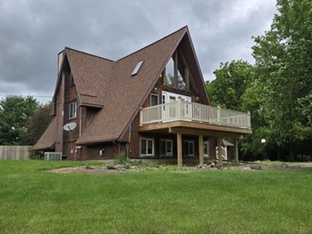 11865 Kinneville Rd, Eaton Rapids, MI 48827