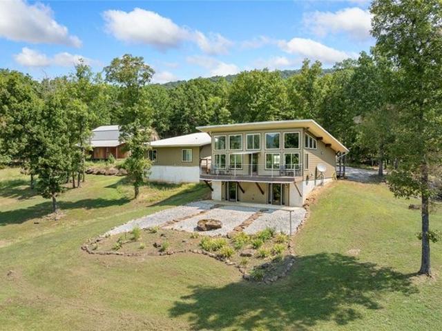 1186 NC 6320, Mount Judea, AR 72655