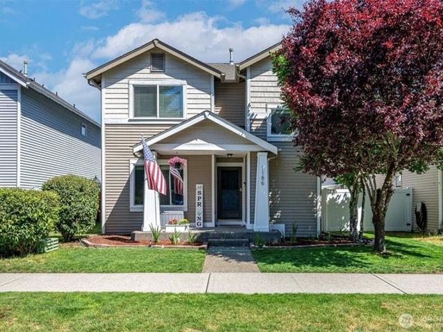 1186 Griggs St, Dupont, WA 98327