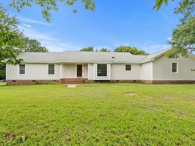 1186 Pointer Dr, Manning, SC 29102