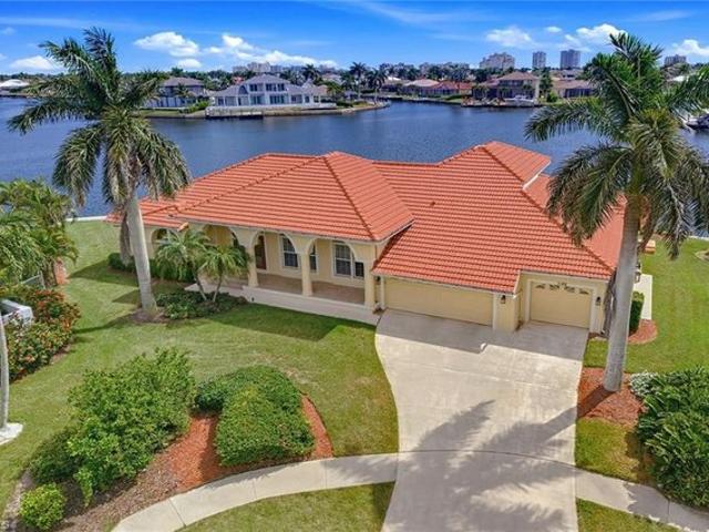 1186 Strawberry Ct, Marco Island, FL 34145