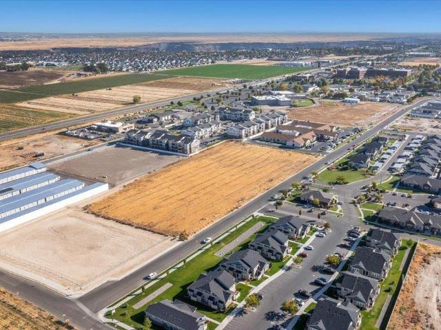1186, 1258 & 1224 Cheney Drive West