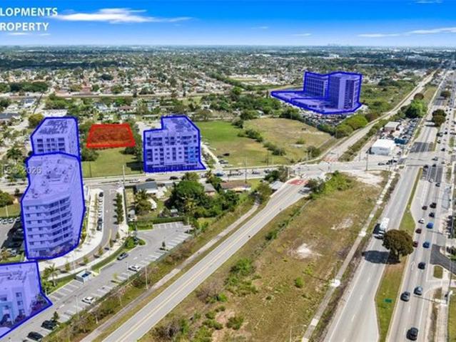 11870 SW 214th St, Miami, FL 33177