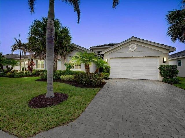 11875 SW Jasper Lake Way, Port Saint Lucie, FL 34987