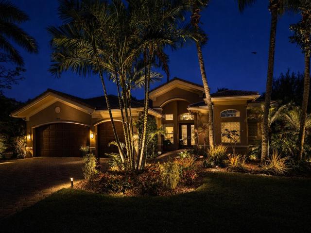 11879 Fox Hill Cir, Boynton Beach, FL 33473 | MLS #B26008 | Compass