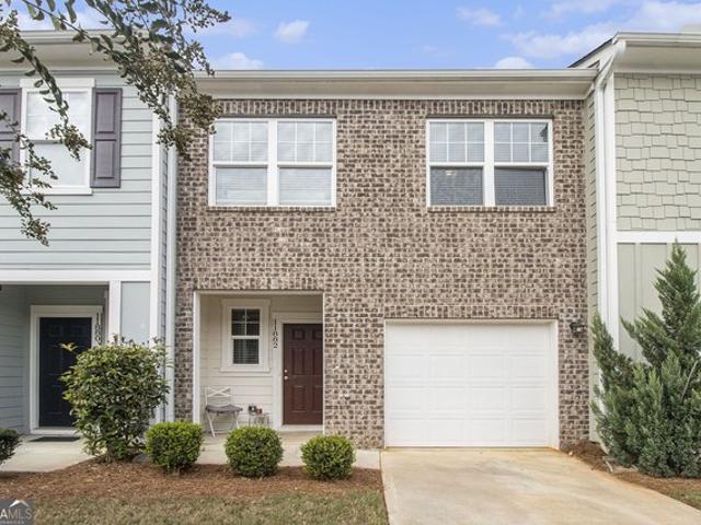 11882 Fuller St, Hampton, GA 30228