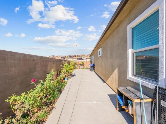 11885 Discovery Ct, Corona, CA 92883 | MLS #250046