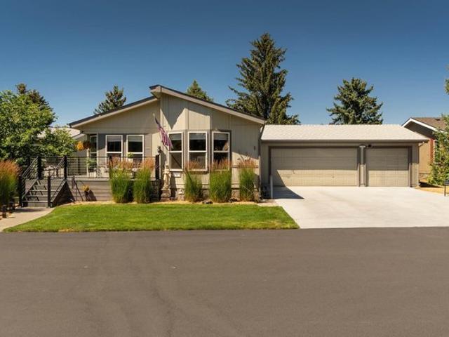 1188 NE 27th St Unit 10, Bend, OR 97701
