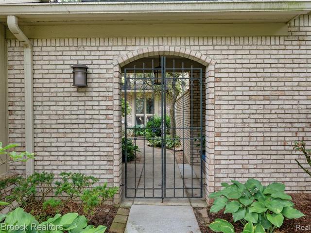 1188 Glenpointe Court
