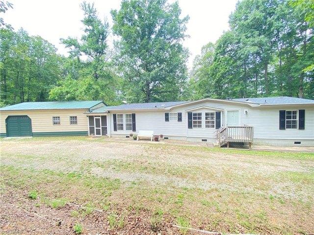 1188 Kallam Rd, Sandy Ridge, NC 27046
