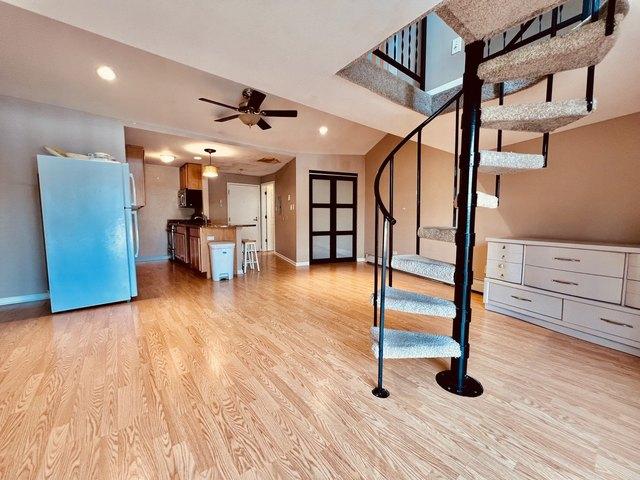 1188 Royal Glen Dr Apt 334, Glen Ellyn, IL 60137