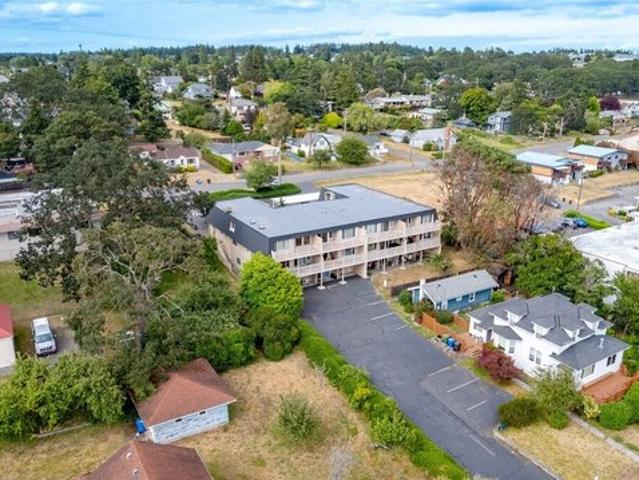 1188 SE Pioneer Way Apt 101, Oak Harbor, WA 98277