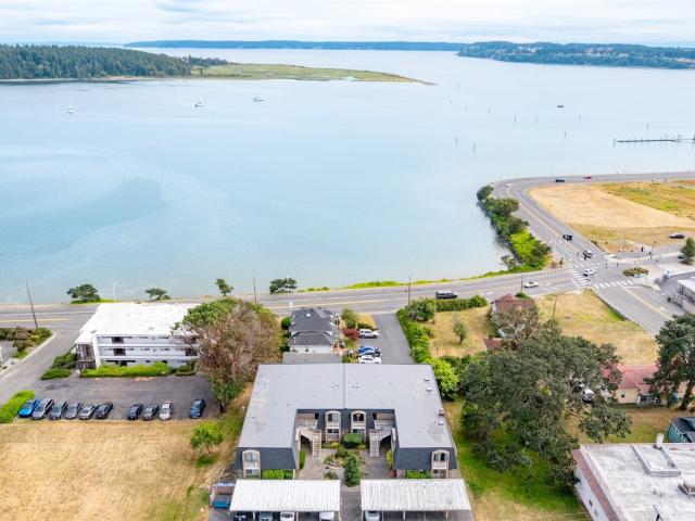 1188 SE Pioneer Way # 101