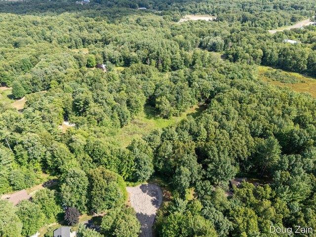 11890 Sandy Oak Ct NE, Cedar Springs, MI 49319