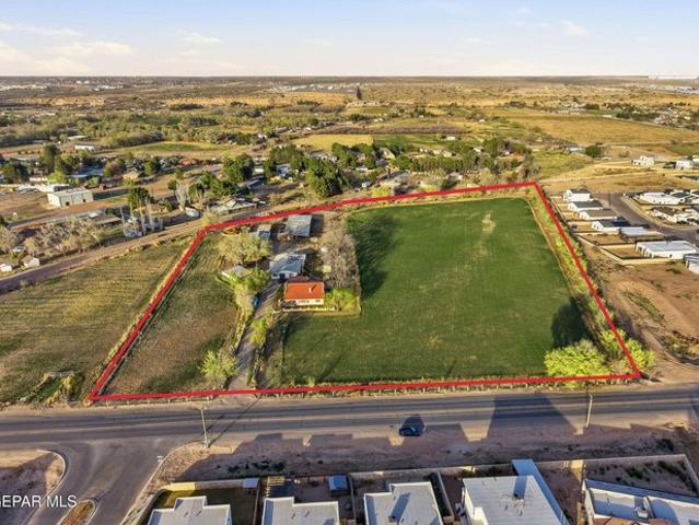 11897 N Loop Dr, Socorro, TX 79927