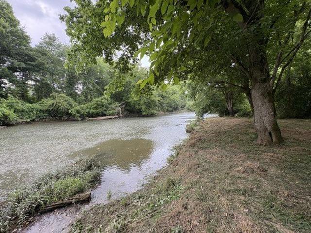 1189 Mulberry Rd, Hazel Green, AL 35750