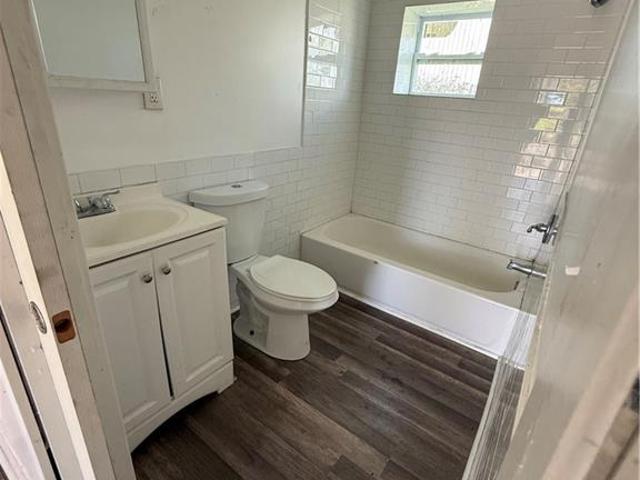 1189 N Tamiami Trail, Unit L, North Fort Myers, FL 33903 | MLS #226016