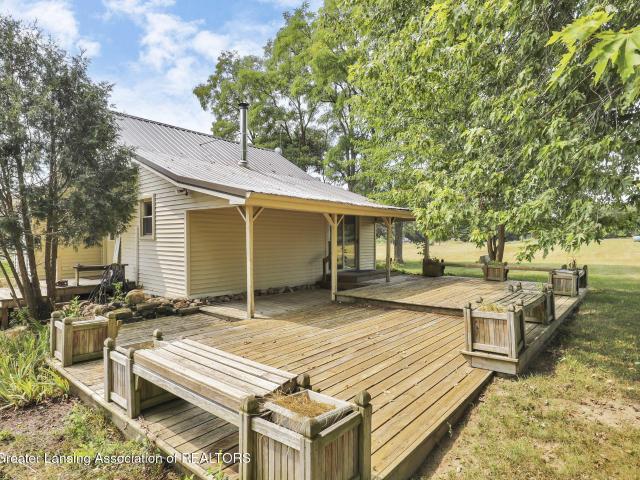 1189 E Maple Rapids Road