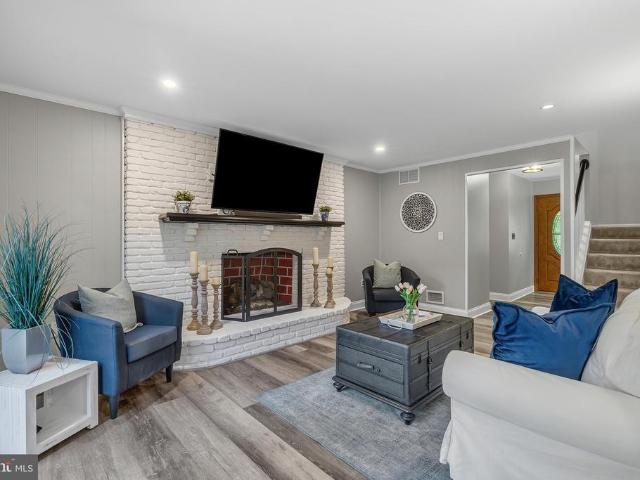 1189 Harbor Oak Drive
