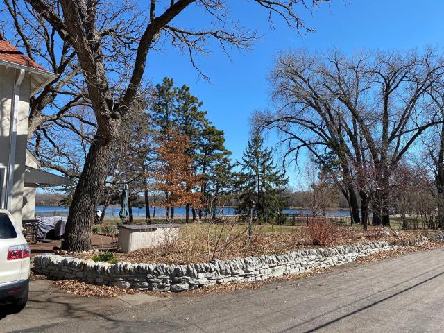 1189 Hawthorne Ave E, St. Paul, MN 55106 | MLS #7053 | Compass