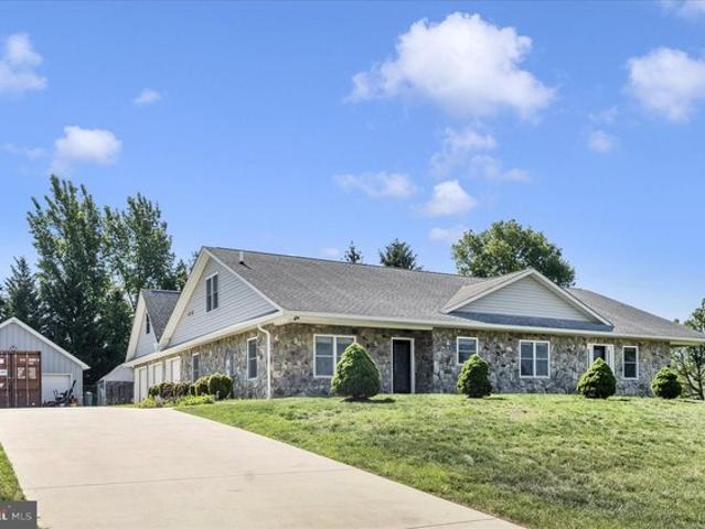 11803 Dorchester Ct, Smithsburg, MD 21783
