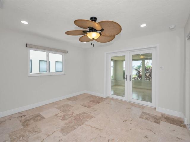 11800 7th St E, Treasure Island, FL 33706 | MLS #TB8498