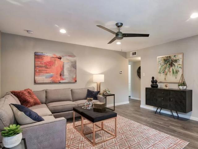 11800 Grand Road 4608