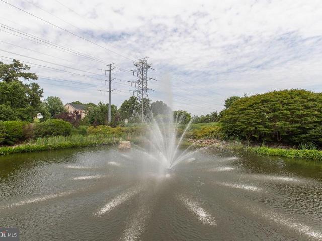11800 Sunset Hills Road # 723