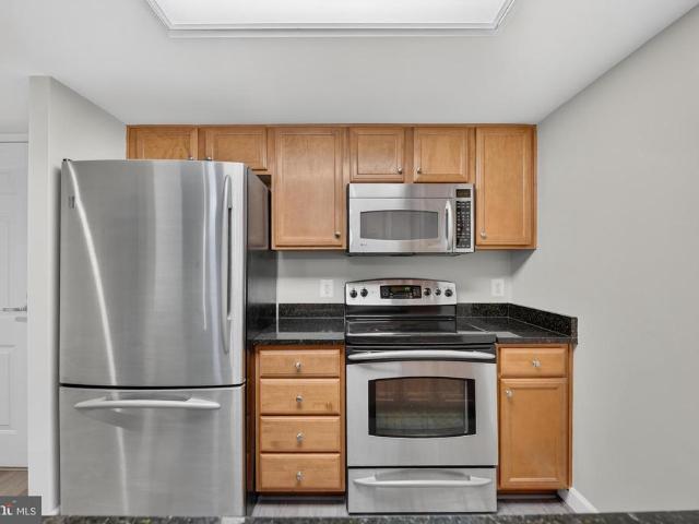 11800 Sunset Hills Road # 212