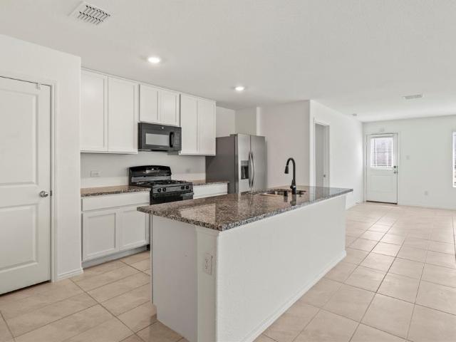 11807 Marcellus Way