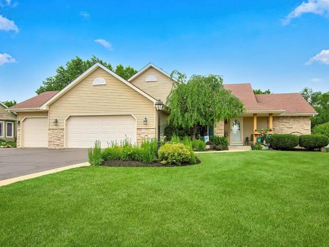 11804 nd St, Salem Lakes, WI 53179