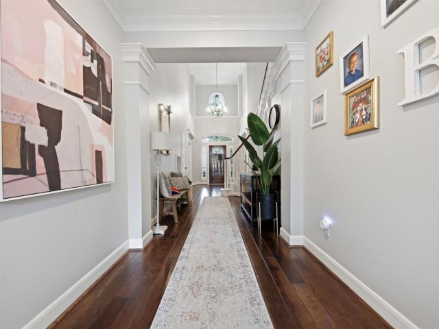 11806 Rue Saint Lazare Court
