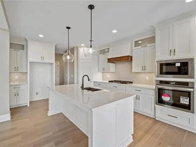 11808 W 181st Street