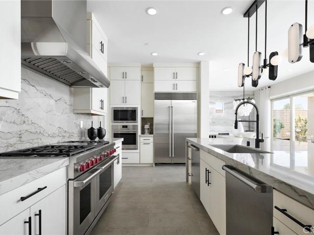 11808 Canoga Ave, Chatsworth, CA 91311 | MLS #IV26032 | Compass