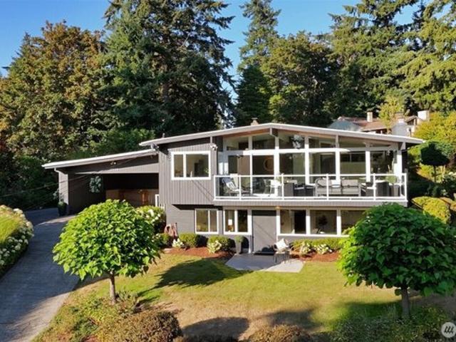 11808 Marine View Dr SW, Burien, WA 98146