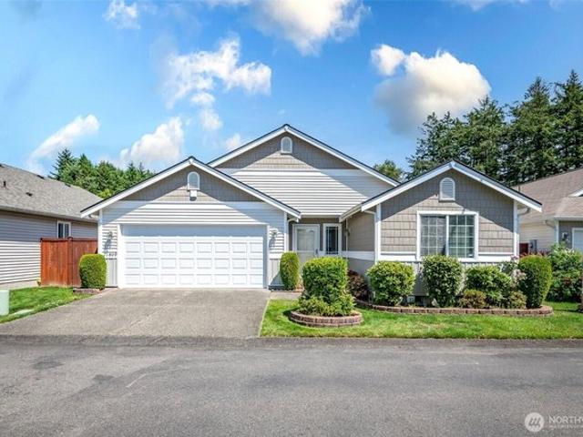 11809 5th Avenue Ct E, Tacoma, WA 98445