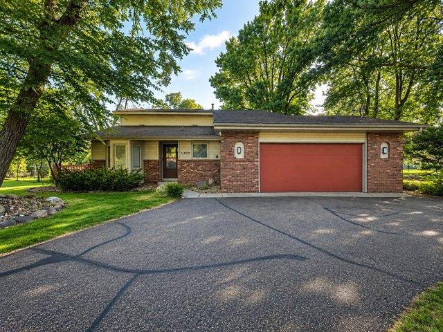 11809 Edgewood Ave N, Champlin, MN 55316