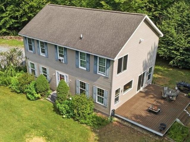1180 North Rd, Sunderland, VT 05250