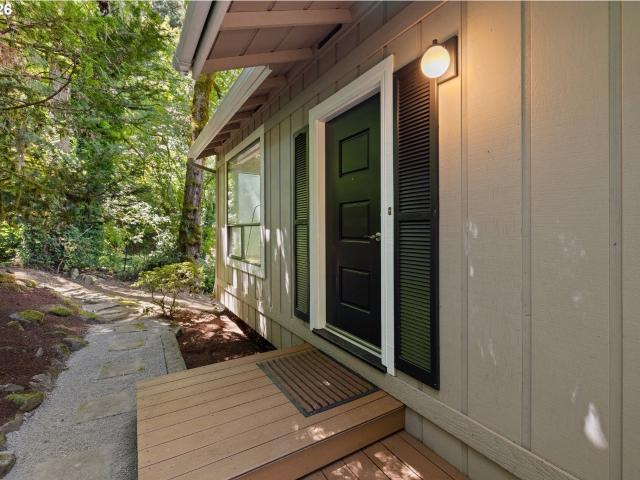 1180 oxford dr