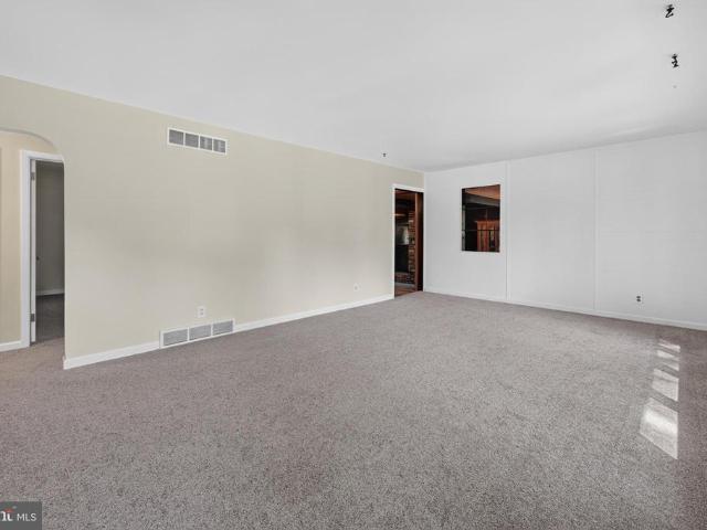 1180 Bennett Drive