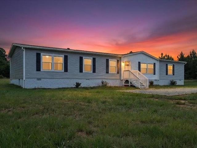 1180 Coles Ferry Rd, Nathalie, VA 24577