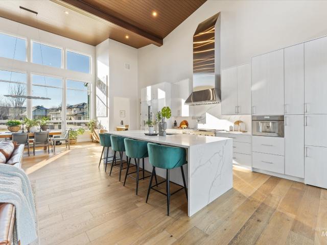1180 E Opus St