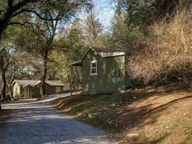 1180 PLEASANT VALLEY RD, DIAMOND SPRINGS, CA 95619 Single Fami.